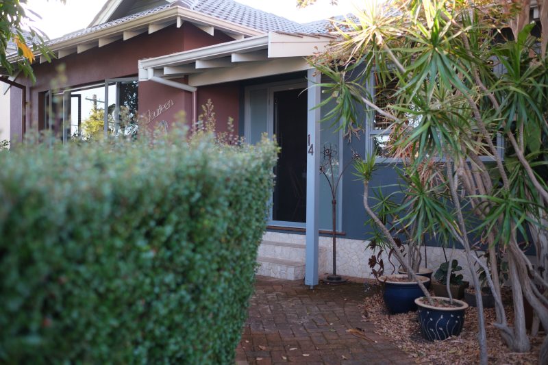 Peter and Peta – Plunkett Homes