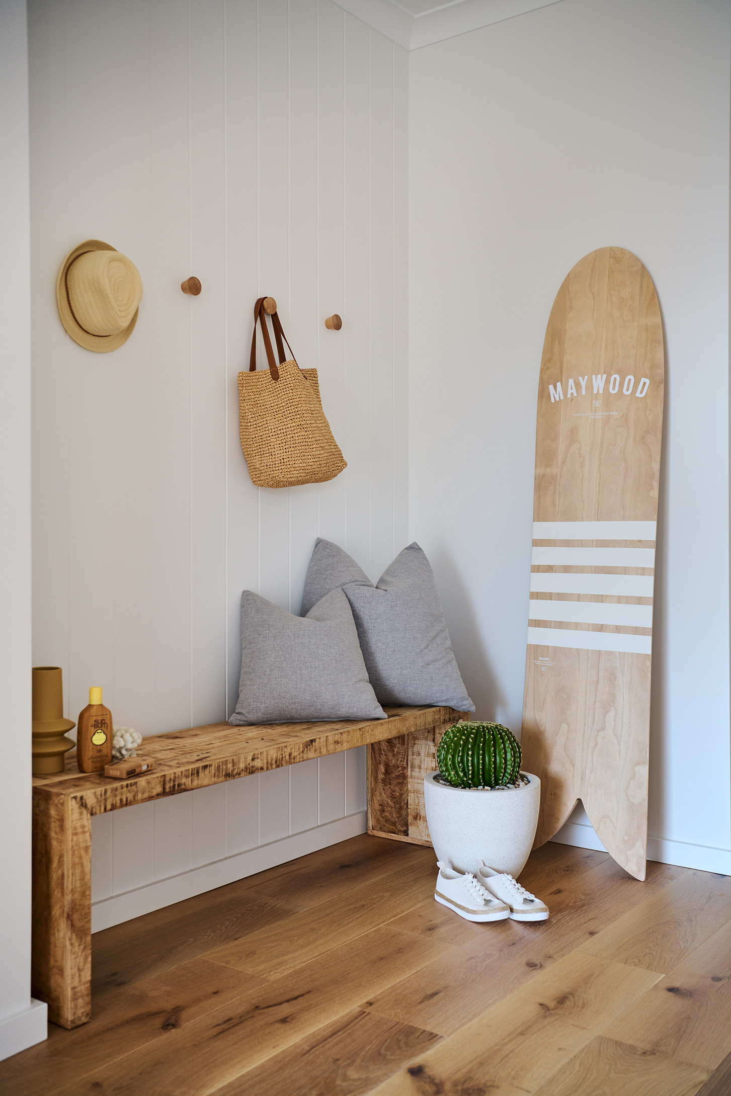 Drop zone areas for those bits and bobs | Plunkett Homes